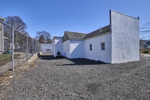 40 Essex Street, Swampscott, MA 01907