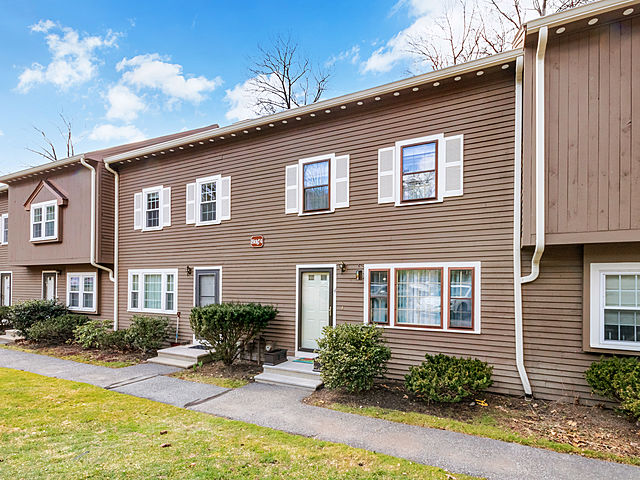 4 Apple Ridge Road 4, Maynard, MA 01754