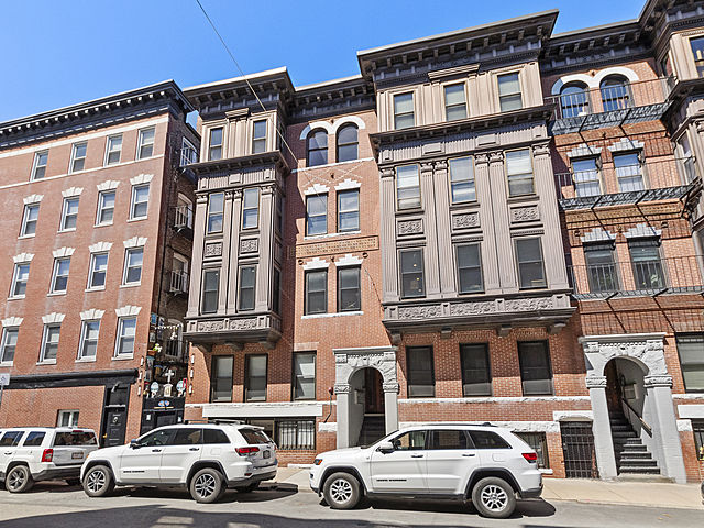 8 Battery Street 7, Boston, MA 02109