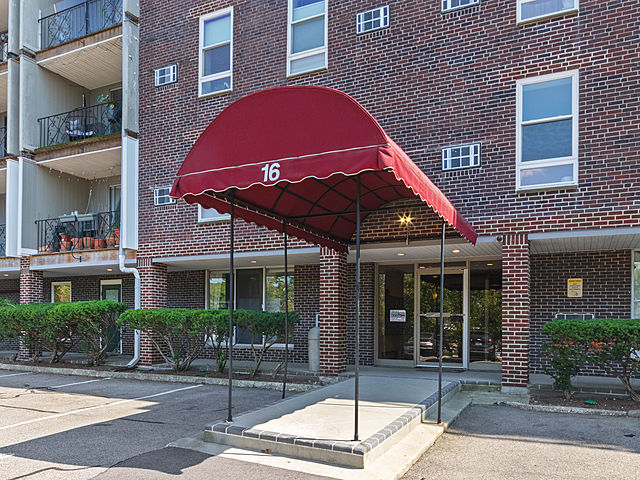 16 Addington Road 35, Brookline, MA 02445