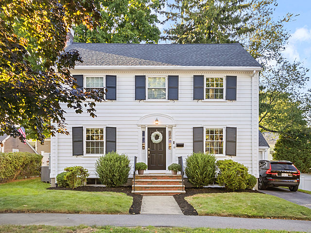 12 Stanton Road, Milton, MA 02186